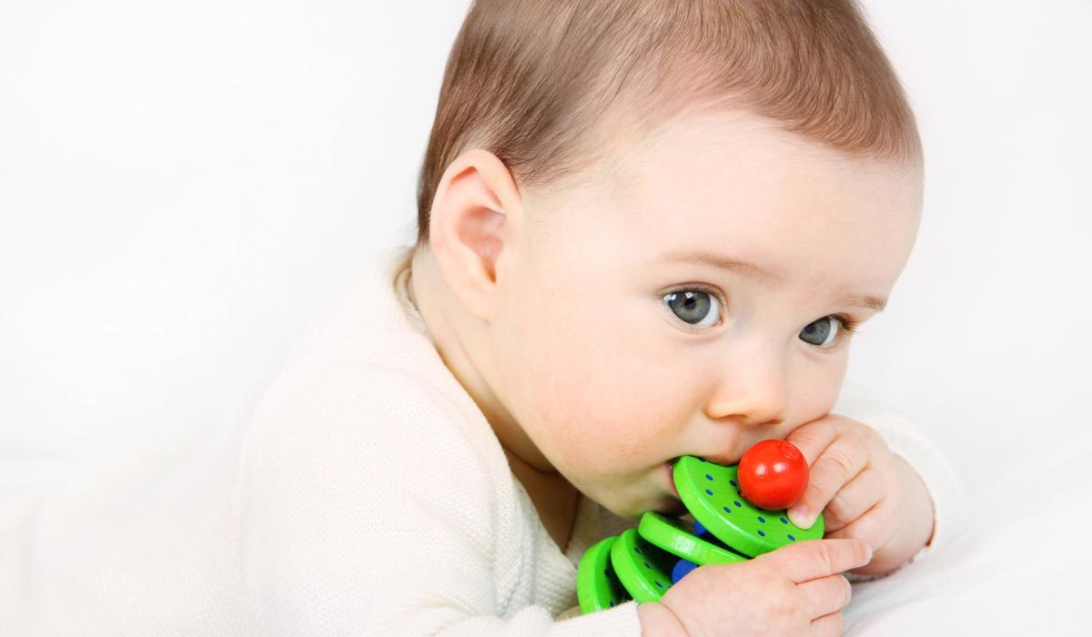 What colours do babies love Wooden Toys Selecta